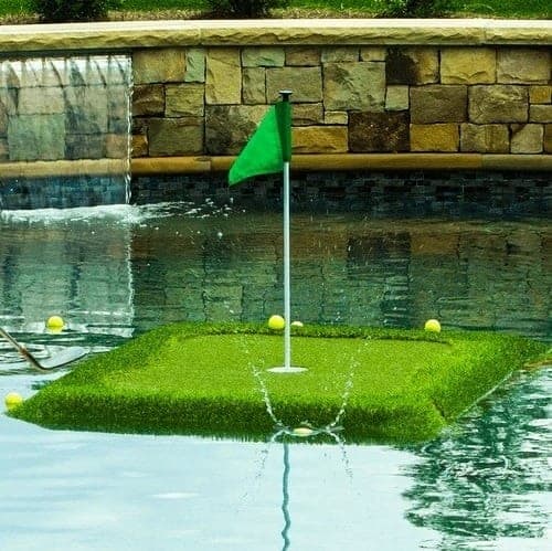 Floating Golf Green | bestdealsoffer.com